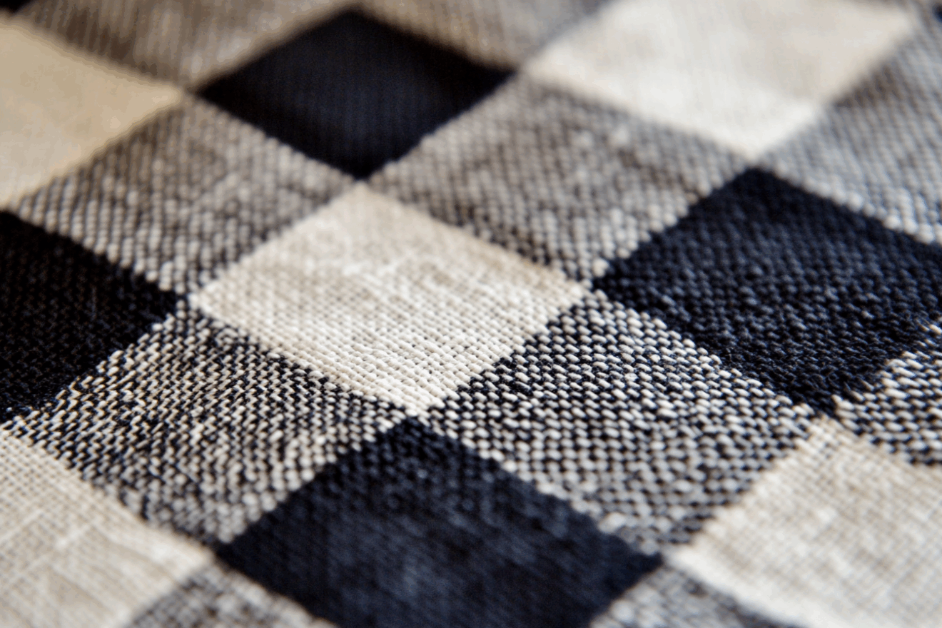 Plain Weave Fabric: Structure, Types, and Fashion Applications