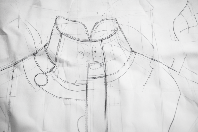 Seamlines Explained: How They Define the Shape and Fit of Your Garment
