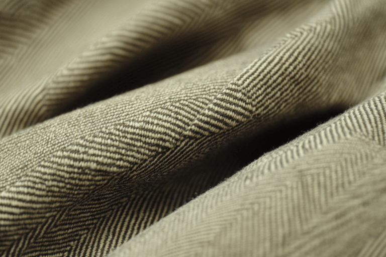 Twill Weave Fabric: Diagonal Structure, Durability, and Garment Use